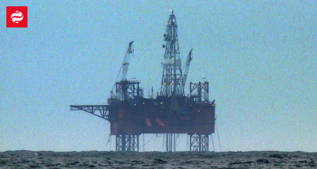 Russian aircraft flying over the Petrobaltic platform in the Baltic Sea ...