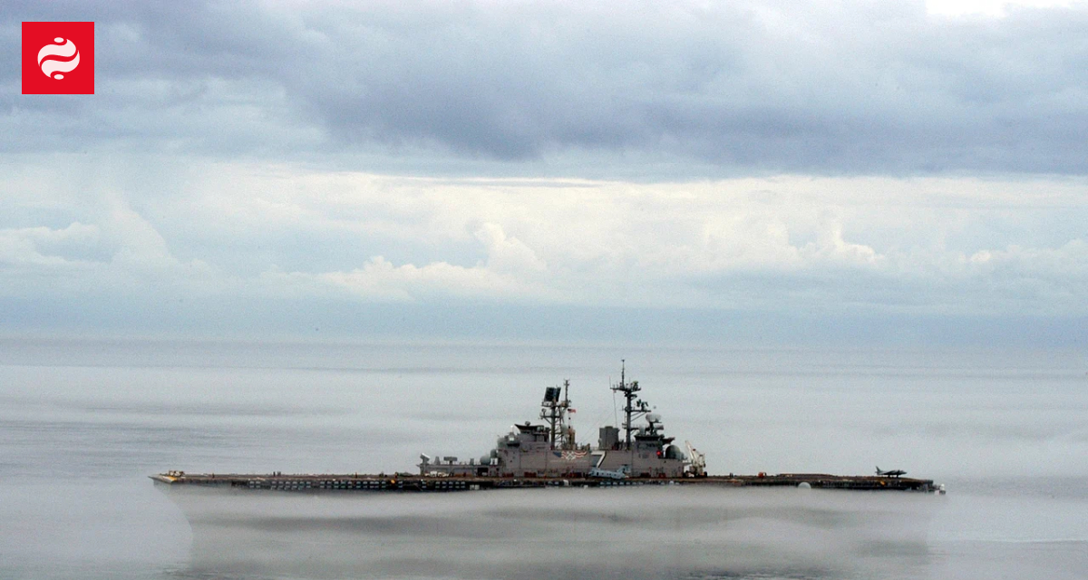 Сірий костюм та наручники: перше фото Мадуро після затримання | Новини ...